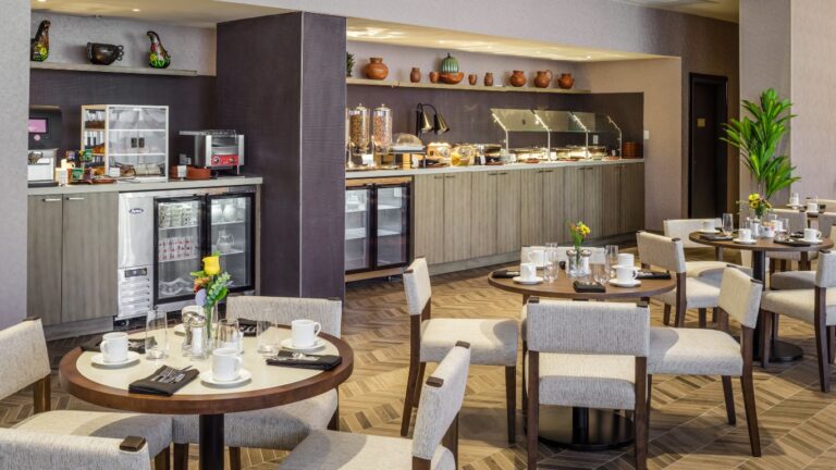 La Tapiz - Dine the Laredo Way | DoubleTree by Hilton